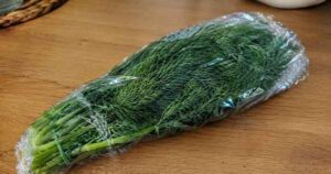 Így tárolom a kaprot a szupermarketek módszerével: akár 7 napig olyan ...